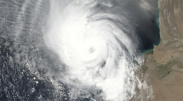 Heatwaves And Cyclones: India’s Tryst With Climate Change – GNN