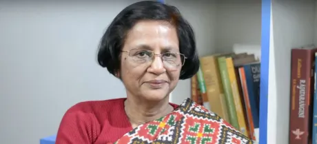 Dr. Meenakshi Jain: A Fearless Voice in Indian History – GNN